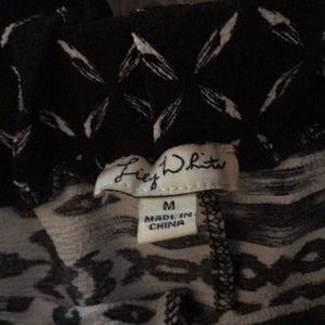 Lily White | Shorts | Lily White Flowy Shorts M | Poshmark